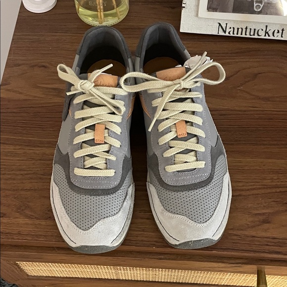 Clarks | Shoes | Clarks Gray And Cream Mens Sneakers | Poshmark